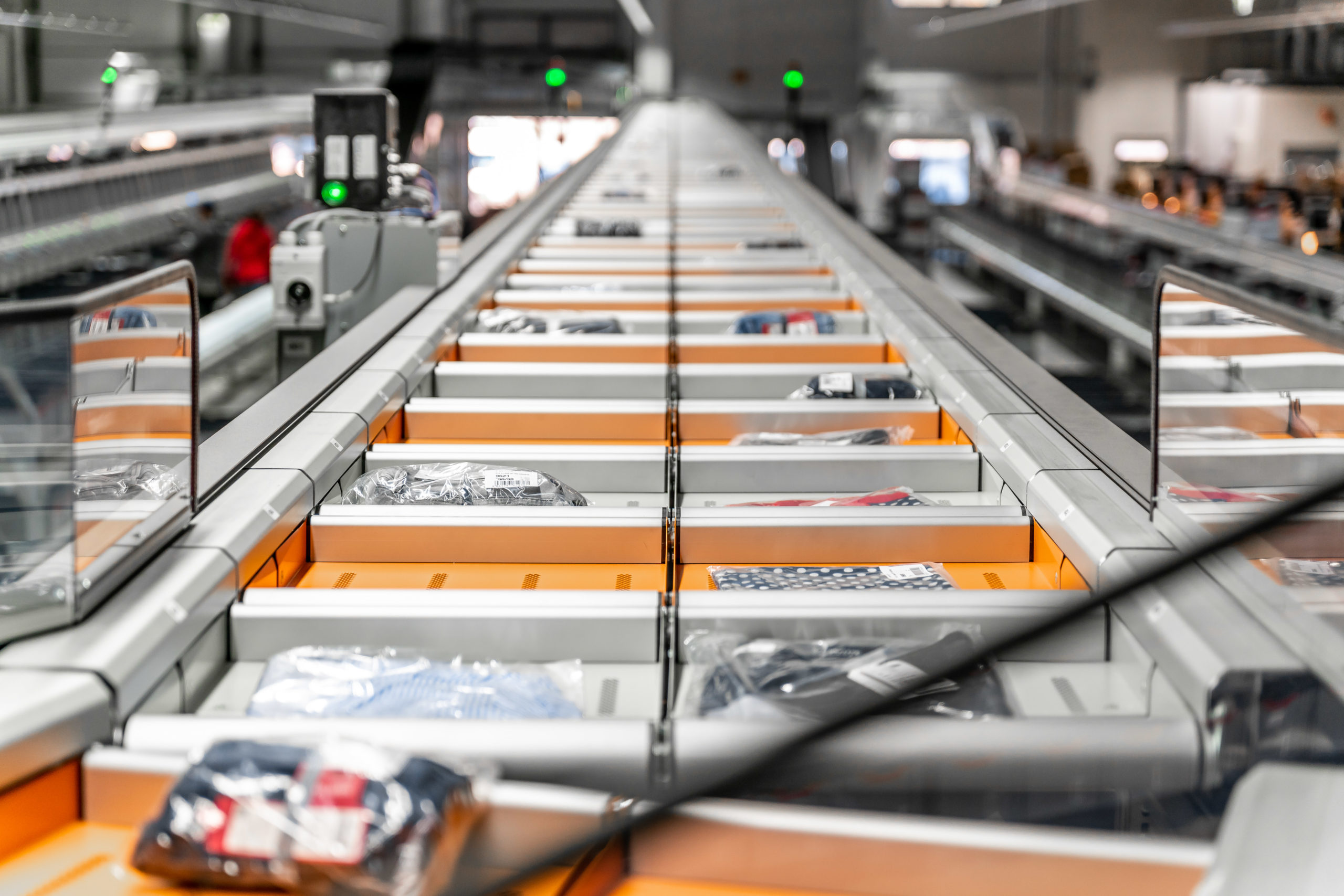 Dual Split Tray Sorter | Flat Sorter | Eurosort